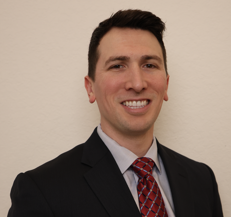 Member Spotlight: Dr. Adam Moore on His (Short) Path to Locums