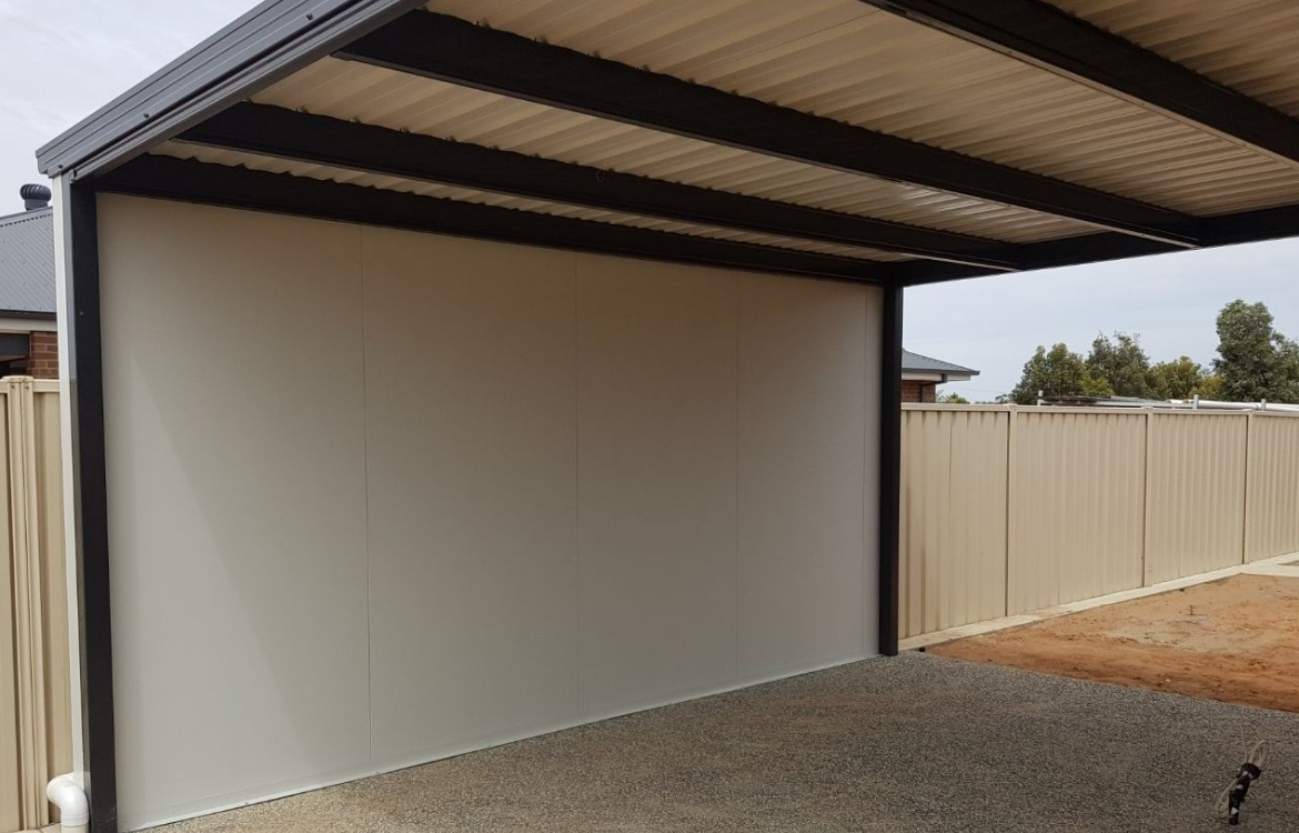 LuxeWall FlameGuard® by Bondor®