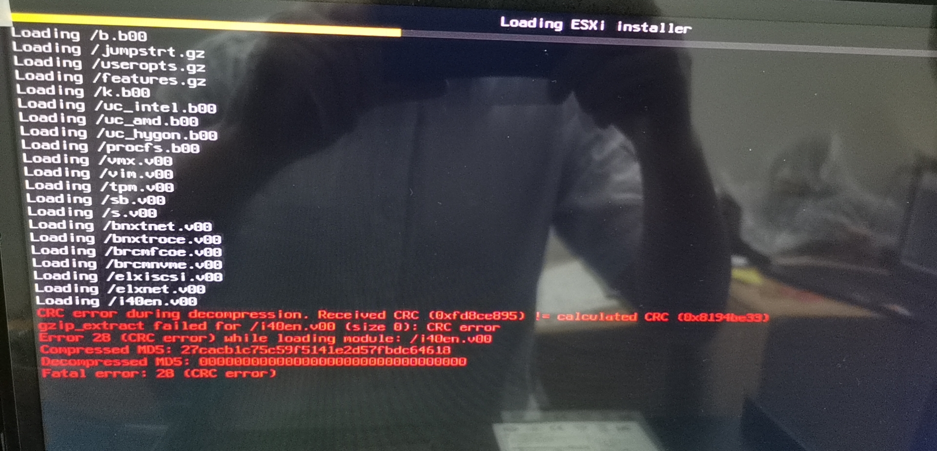 Fatal Error: 28 (CRC error) when installing ESXI7.0.0 B | VMware vSphere