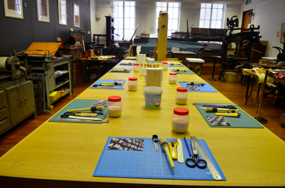 (Book & Paper) The Queen’s Bindery Apprenticeship Scheme: A new look at ...