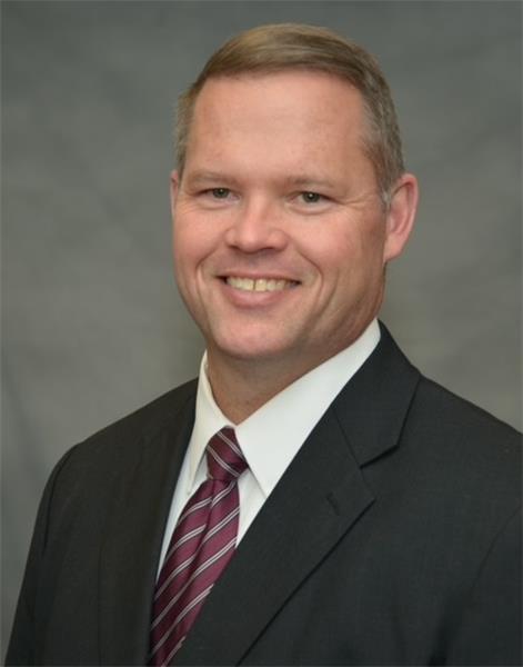 Tom Guess Attains Certified Recreational Boating Professional (CRBP) Certification