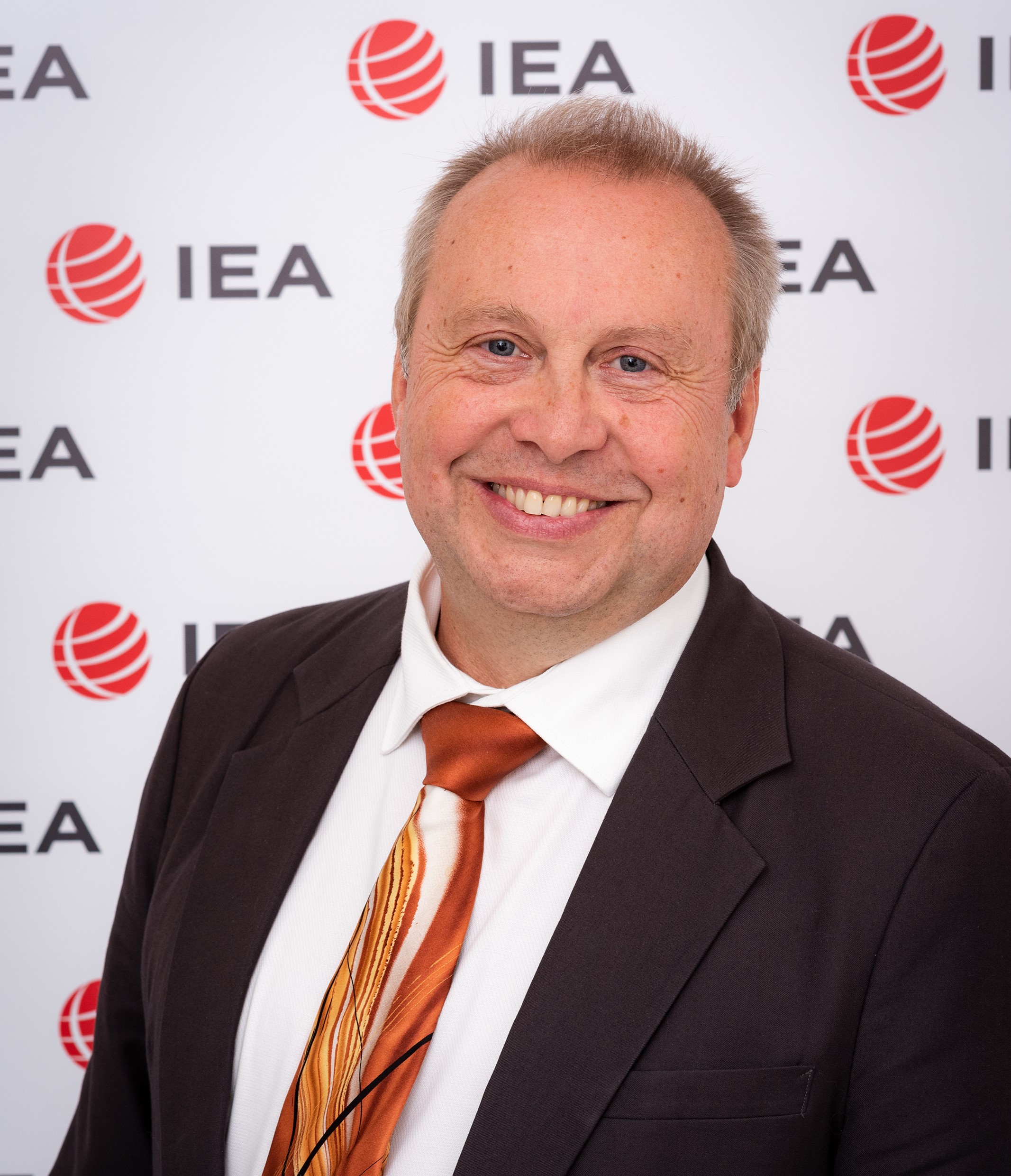 IEA's ICILS Study: How well are students prepared for study, work, and life in a digital world?