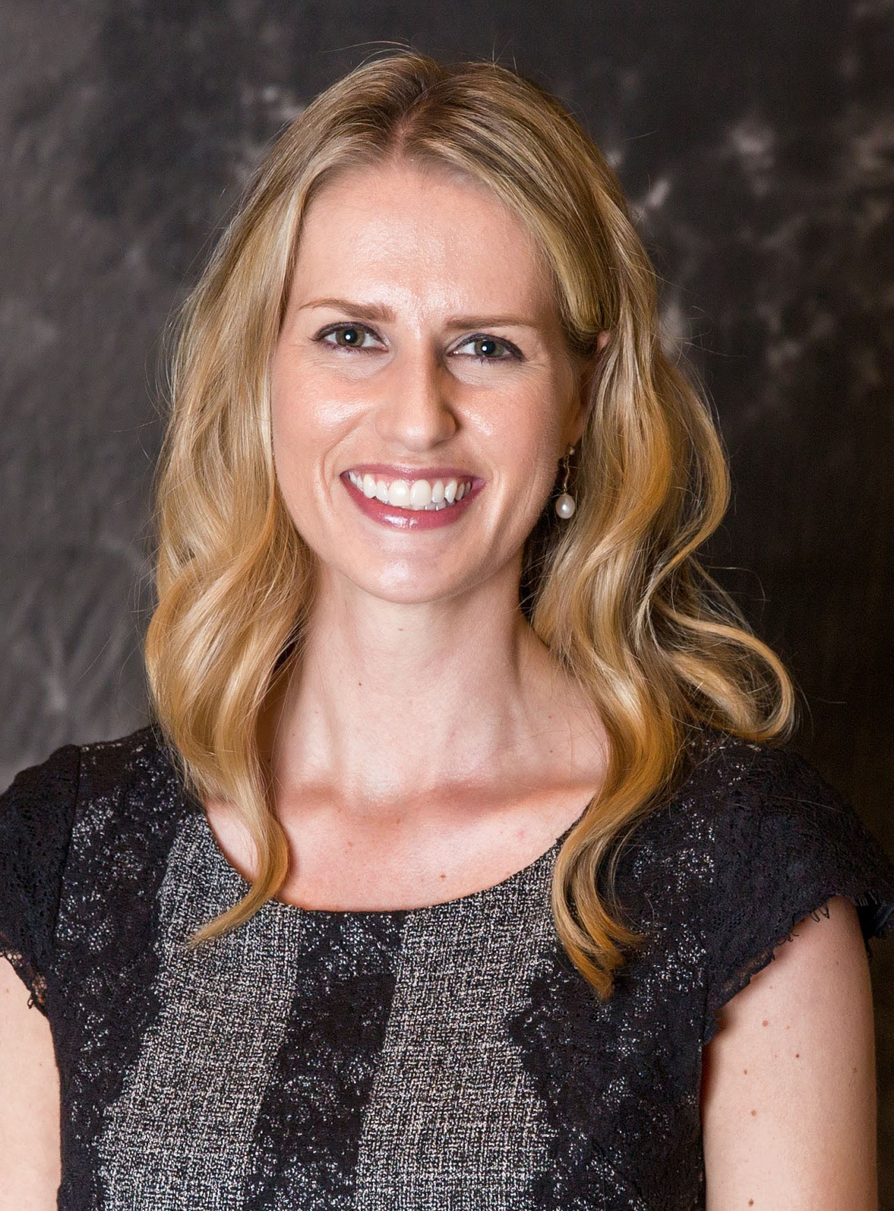 Amber Allred's Instagram, Twitter & Facebook on IDCrawl