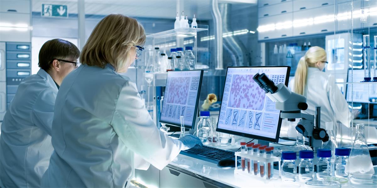 Exploring the Benefits of Working in a Research Lab