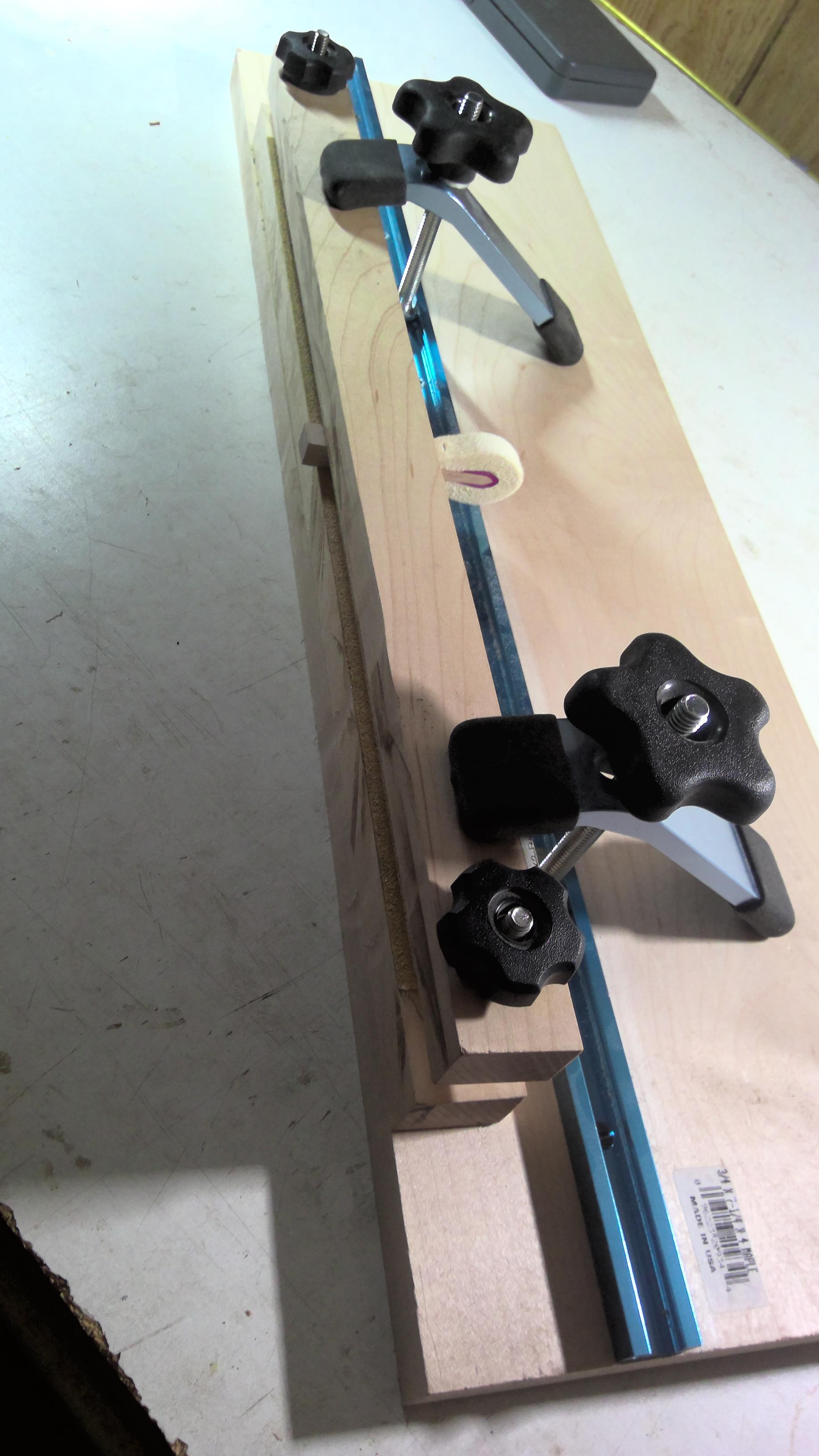 Hammer molding trimming jig | Pianotech