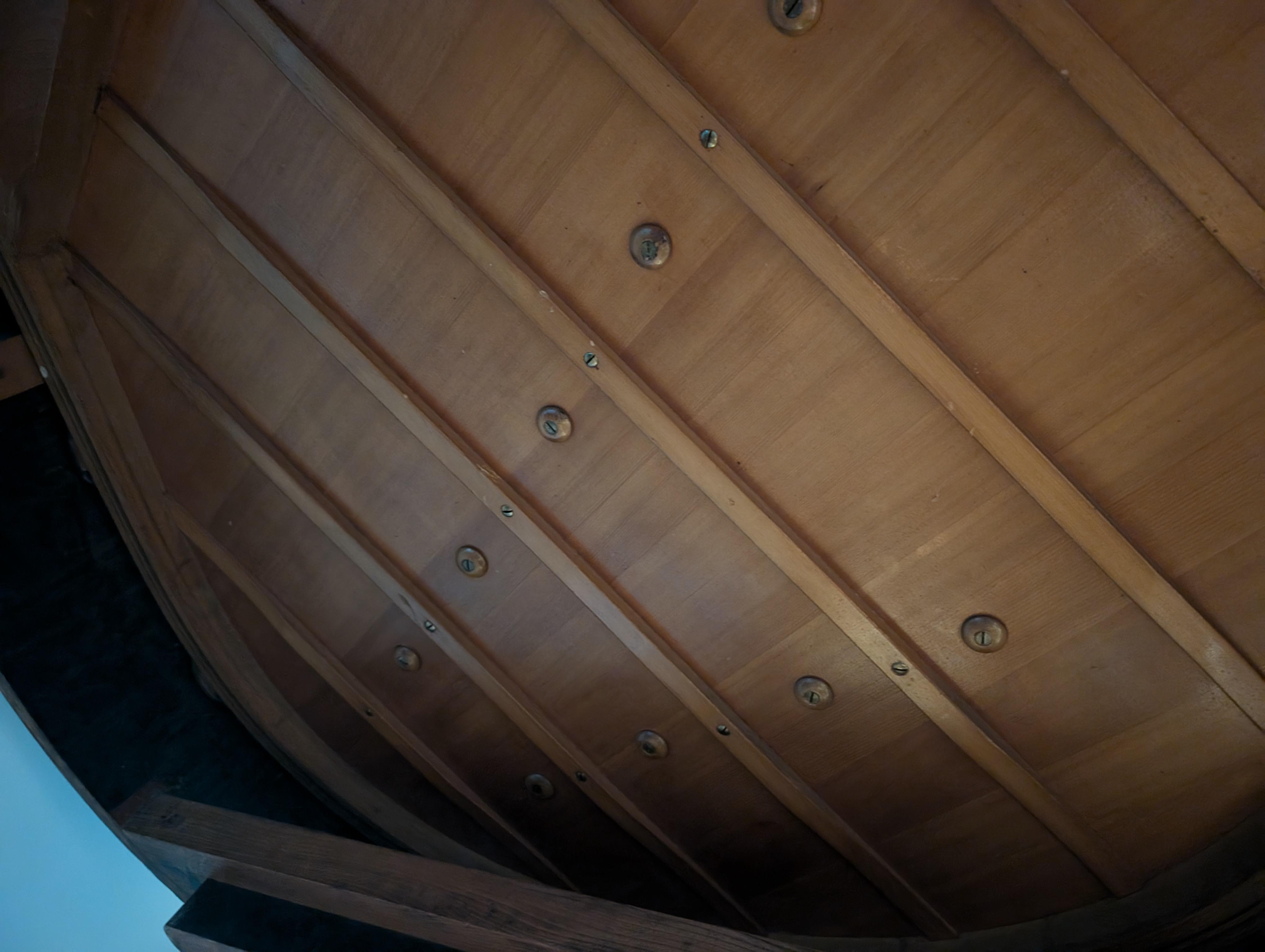 Interesting Soundboard Design | Pianotech