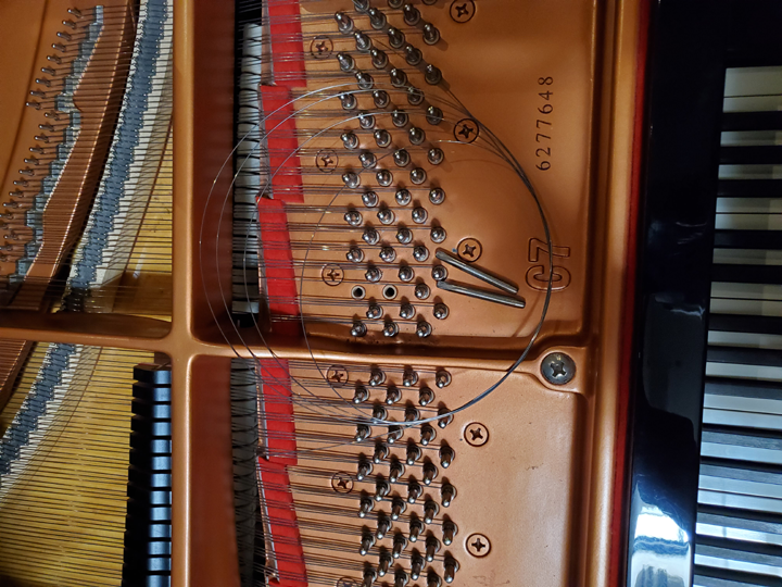 How NOT to do a string repair | Pianotech
