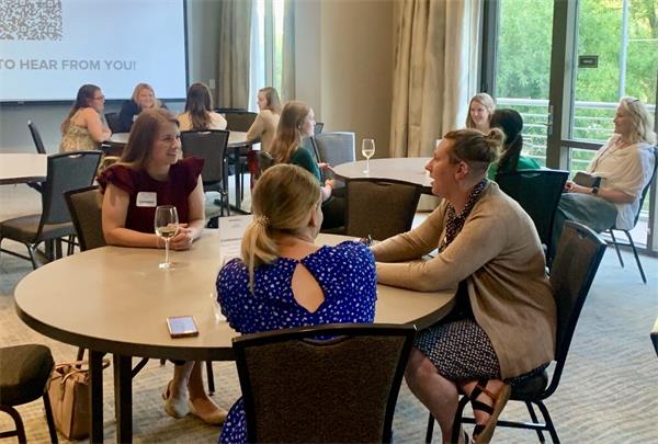 Recap: Creating Connections at Speed Mentoring Roundtables